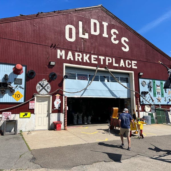 Oldies Marketplace - Antique Store in Newburyport