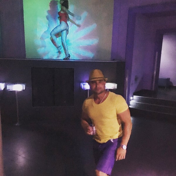 Arrogance Club - Night Club