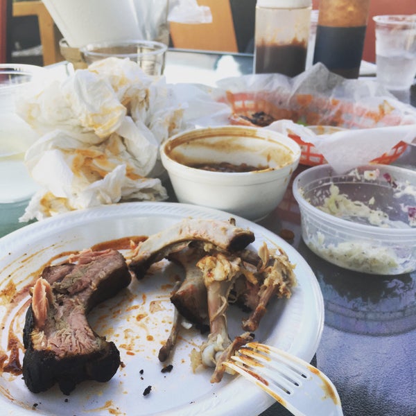 Back Bay BBQ - BBQ Joint