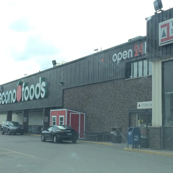 Tadych's EconoFoods - 3 tips from 173 visitors