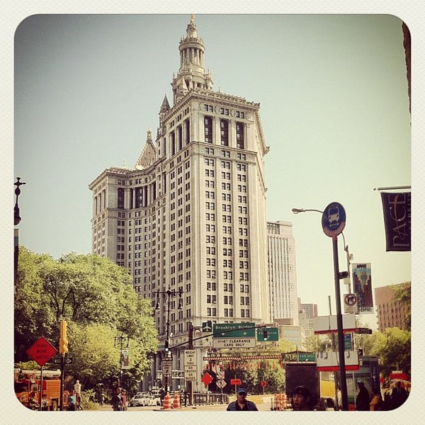 MTA Bus - Park Row & Beekman St (M9/M22/M103) - Bus Stop in New York