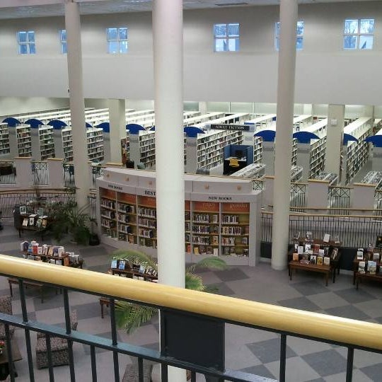 Chesapeake Public Library - 298 Cedar Rd