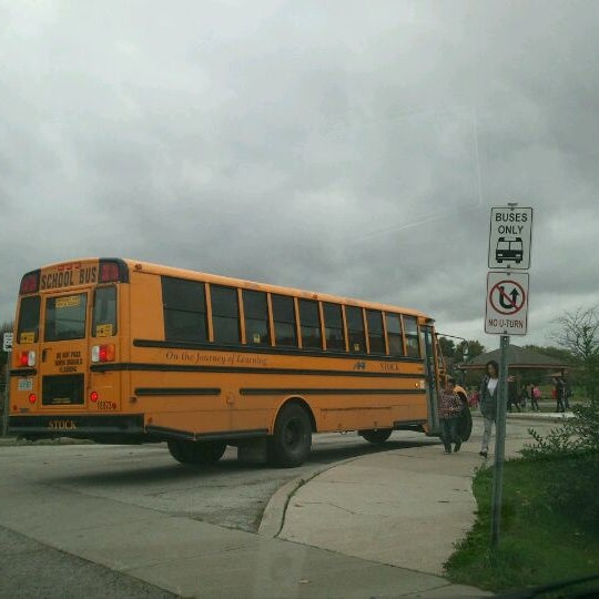 Charles Howitt Public School - Richmond Hill, ON