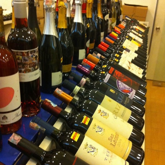 Denise The Wine Shop - Jalan PJU5/10, Kota Damansara
