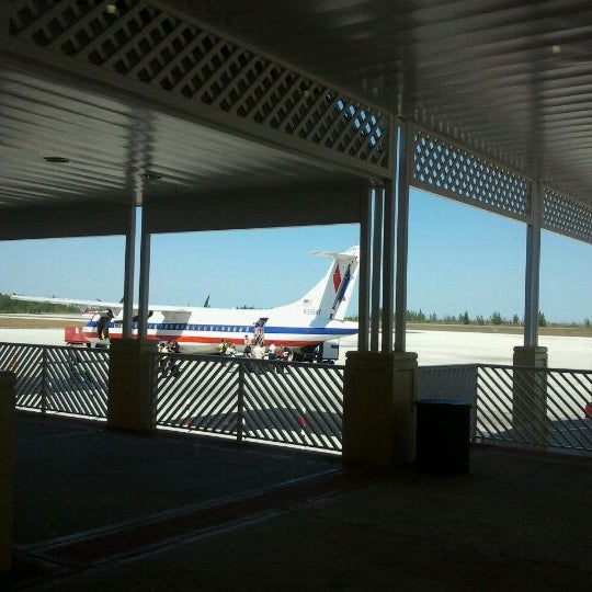 Photos at Grand Bahama International Airport (FPO) - Freeport District ...