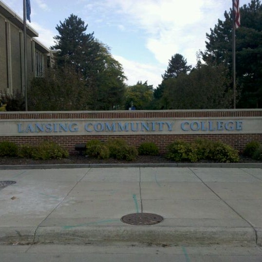 LCC Gannon Building - College Academic Building in Lansing
