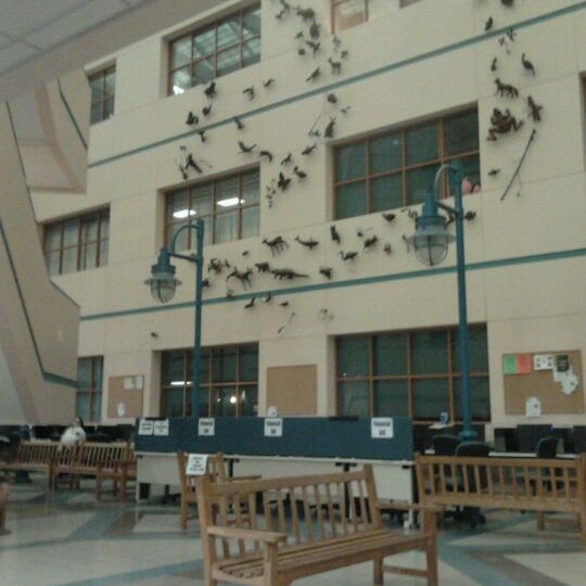 Brackett Hall - 4 tips from 656 visitors