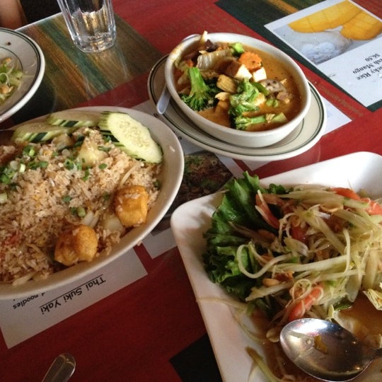 Tup Tim Thai (Now Closed) - Thai Restaurant in Seattle