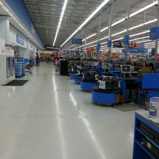 Walmart Supercenter - 34 tips from 2422 visitors