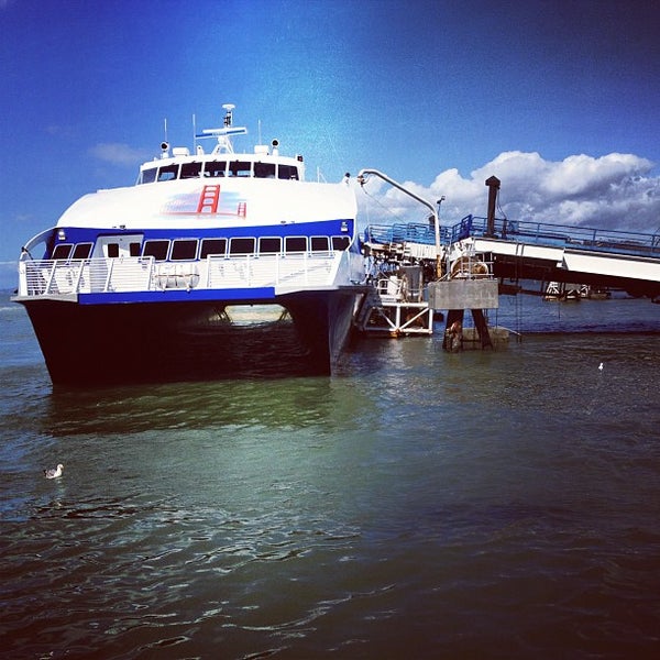 Golden Gate Ferry Terminal - Financial District - 22 tips