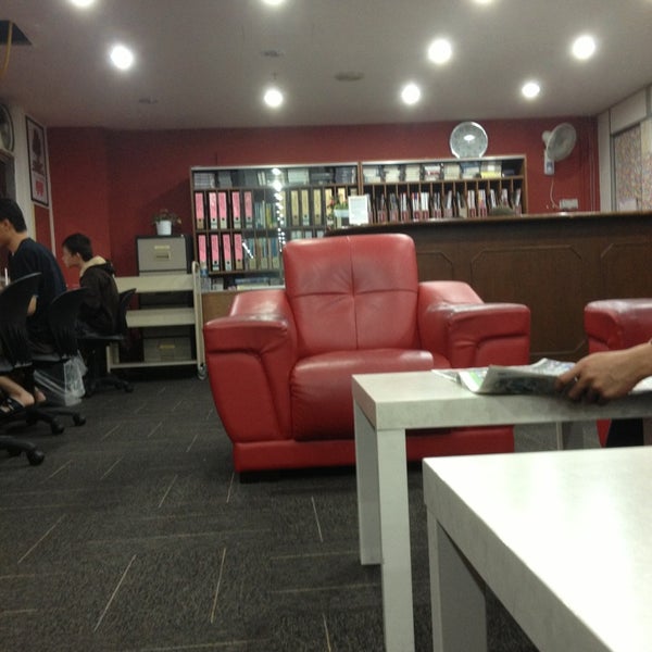 RSC2 Employee Library - College Library