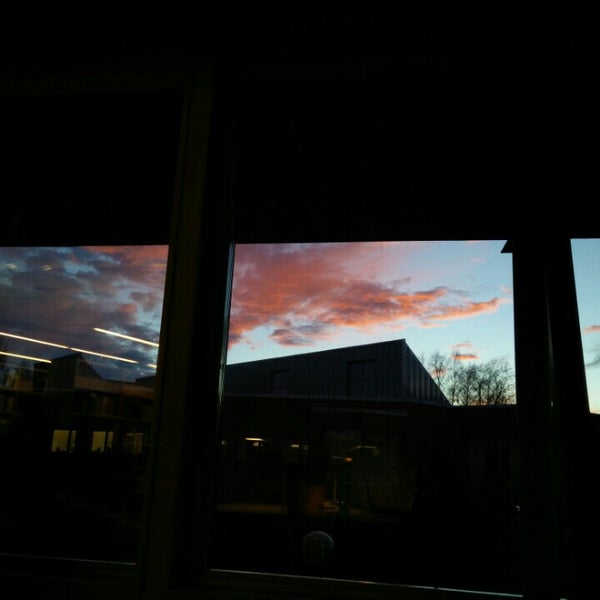 Luleå universitetsbibliotek / LRC - College Library