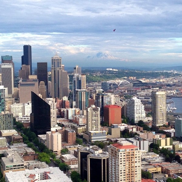 Lower Queen Anne - Neighborhood in Seattle