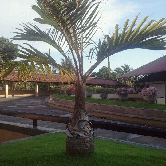 National Youth Center - Government Building in Maharagama