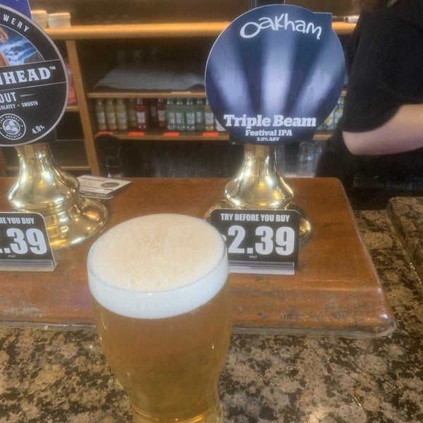 Cornfield Garage (Wetherspoon) - Pub in Eastbourne