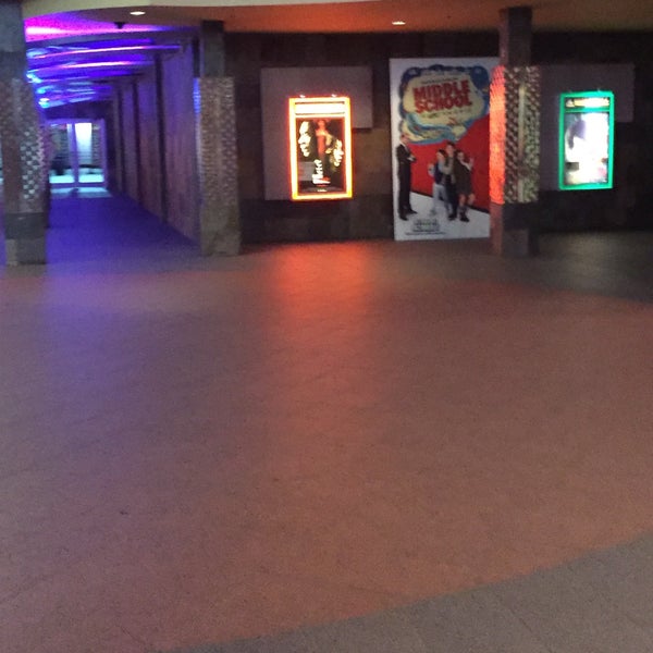 Photos at Méga-Plex Guzzo Spheretech 14 - Saint-Laurent - 17 tips from ...