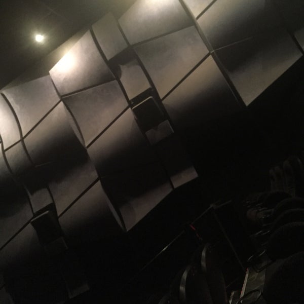 Photos at Méga-Plex Guzzo Spheretech 14 - Saint-Laurent - 17 tips from ...