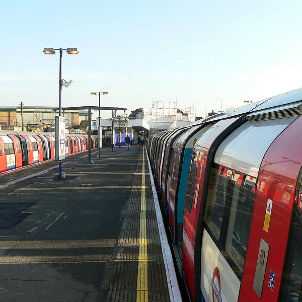 Photos at Neasden London Underground Station - Neasden Ln