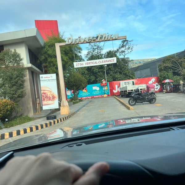 Jollibee - Fast Food Restaurant in Iligan City
