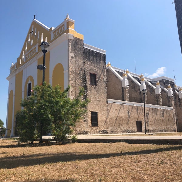 Plaza Principal Hunucma - 6 tips from 482 visitors