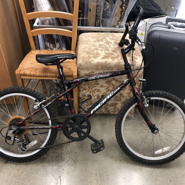 Goodwill Thrift Store and Donation Center - Van Nuys, CA