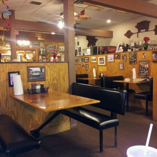 Fat Boys BBQ - BBQ Joint