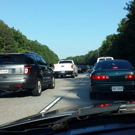 Interstate 64 at Exit 243 - 4 tips