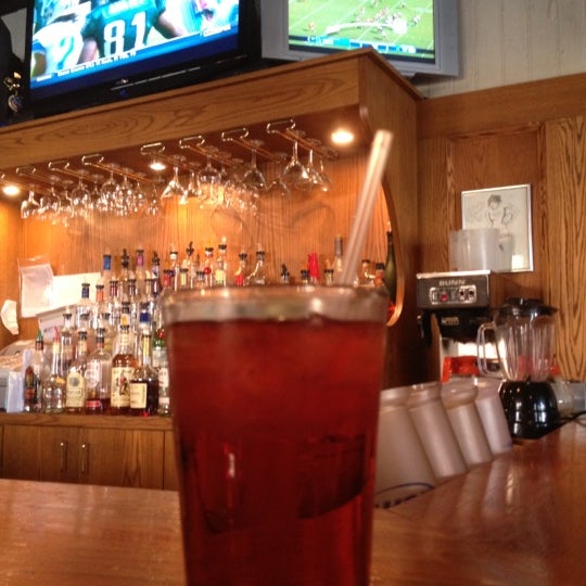 Red Rock Tavern - Hartford, CT