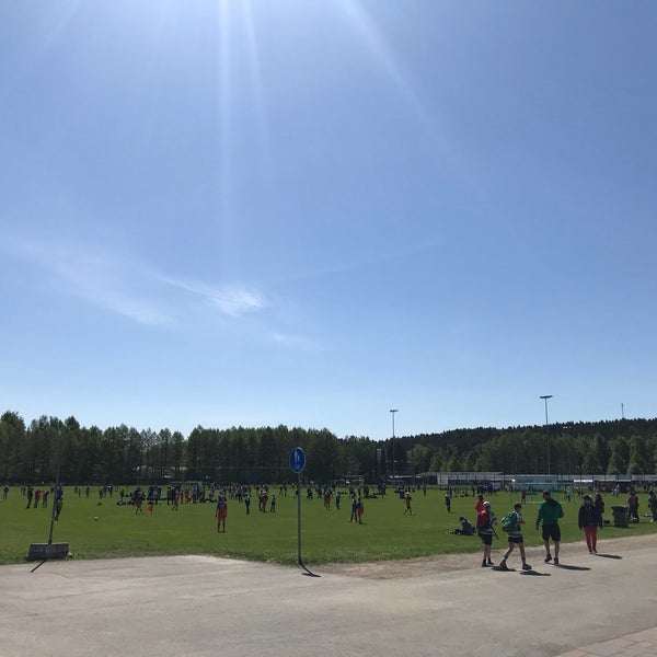 Pullerin Kenttä - Soccer Field