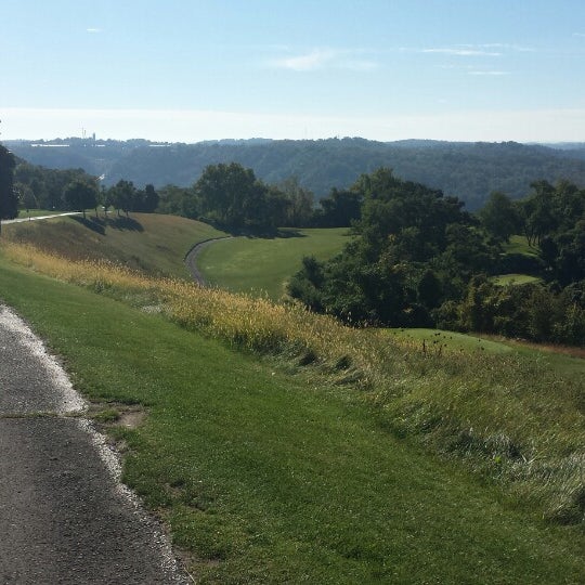 Grand View Golf Club - Golf Course in North Braddock