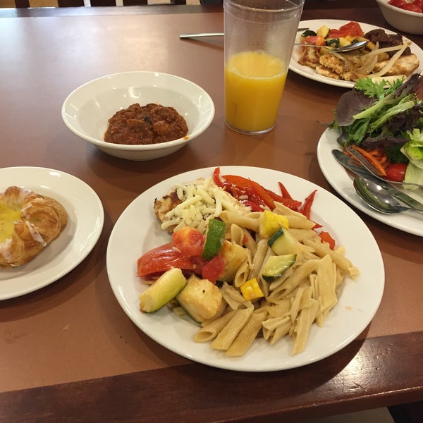 The Howard Dining Hall at Maseeh - MIT - Cambridge, MA