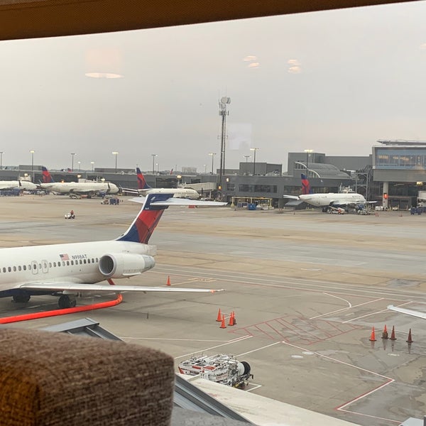 Photos at Delta Sky Club - Airport Lounge