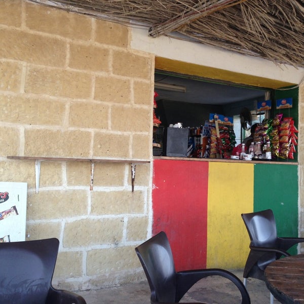 Ta'Fra Ben Reggae Bar - Triq it-Trunċiera