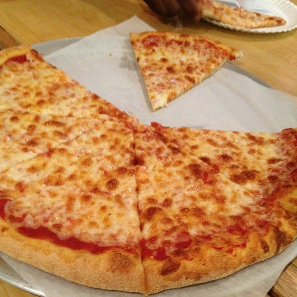 Captains Pizza - 9 tips