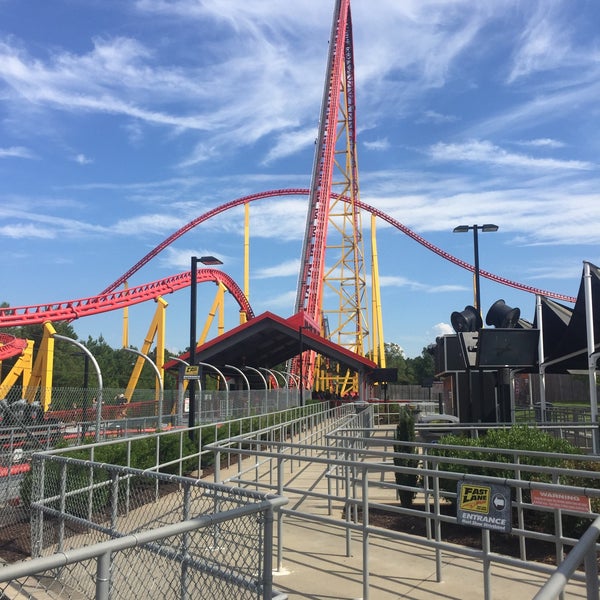 Intimidator 305 Construction