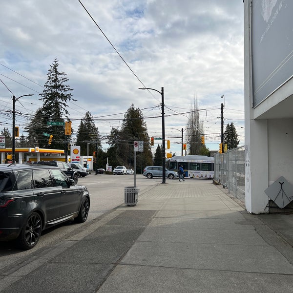 Dunbar Bus Loop - Dunbar-Southlands - 5700 Dunbar St