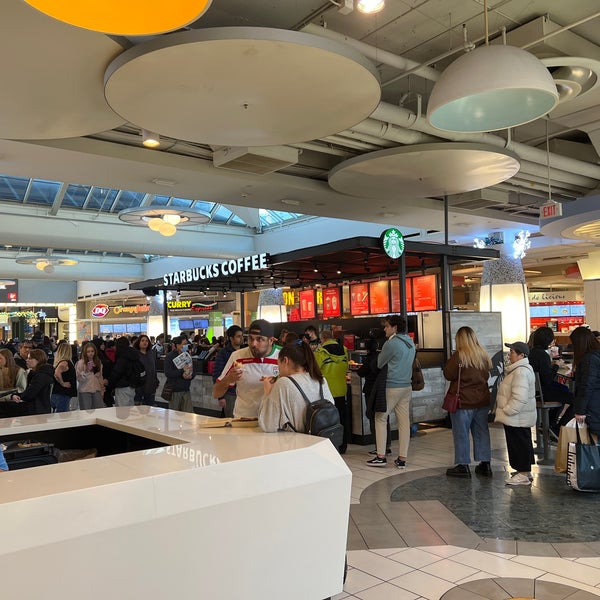 Metropolis at Metrotown Food Court - 35 tips