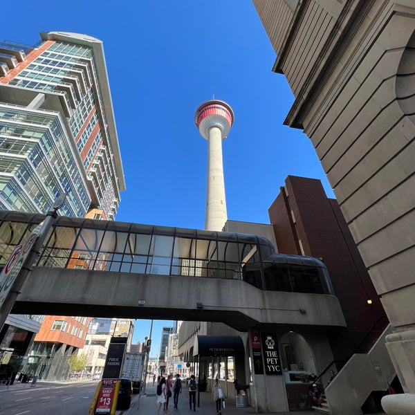 Calgary Tower - Monument in Calgary