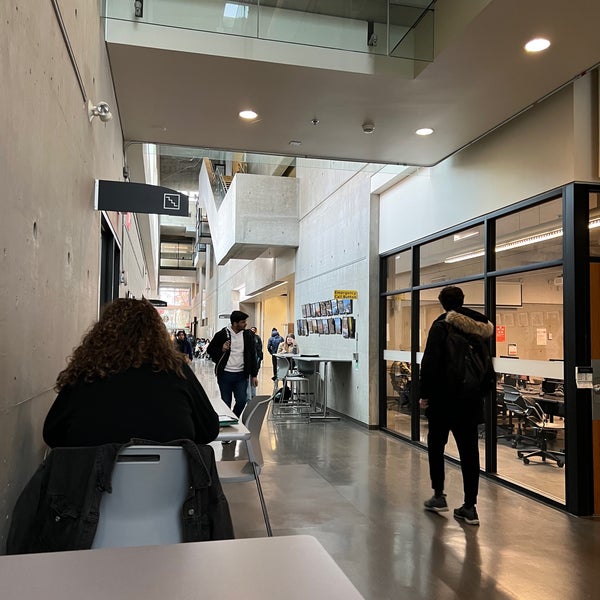 Langara College Library - College Library in Vancouver