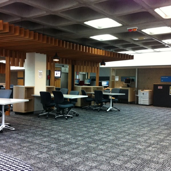 QUT Library - V Block - Brisbane City - Brisbane, QLD