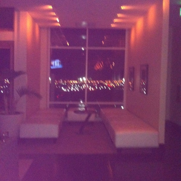 Twelve (12th Floor Lounge) - 1 tip from 121 visitors