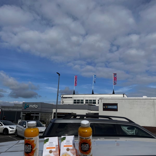 Toddington Northbound Motorway Services (Moto) - 39 tips