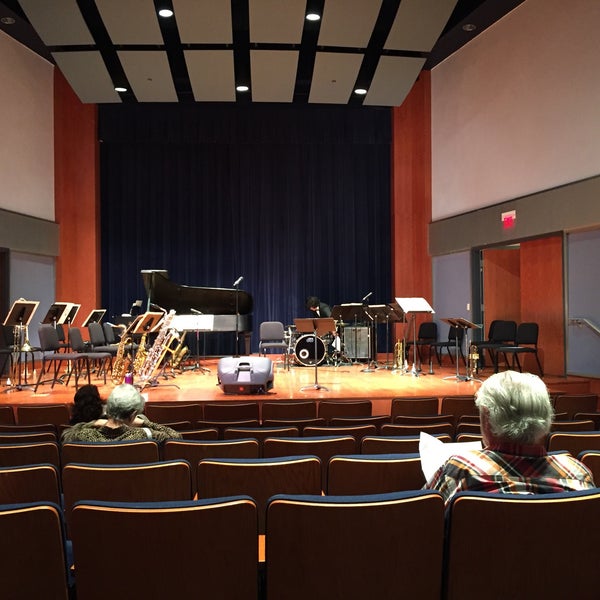 Vera Lee Rinker Hall - 1 tip
