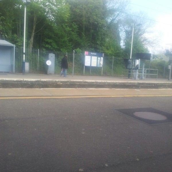 Purfleet Railway Station (PFL) - 4 tips