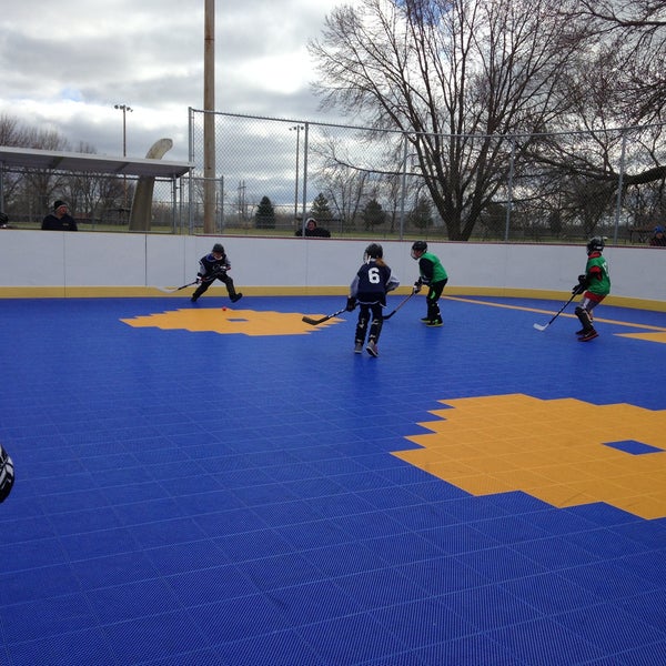 Crow Park Dek Hockey Rink - Hockey Field