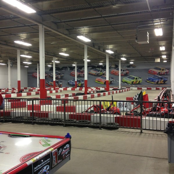 SPEEDERS Indoor ProKarts - Northwest Edmonton - 4 tips from 205 visitors