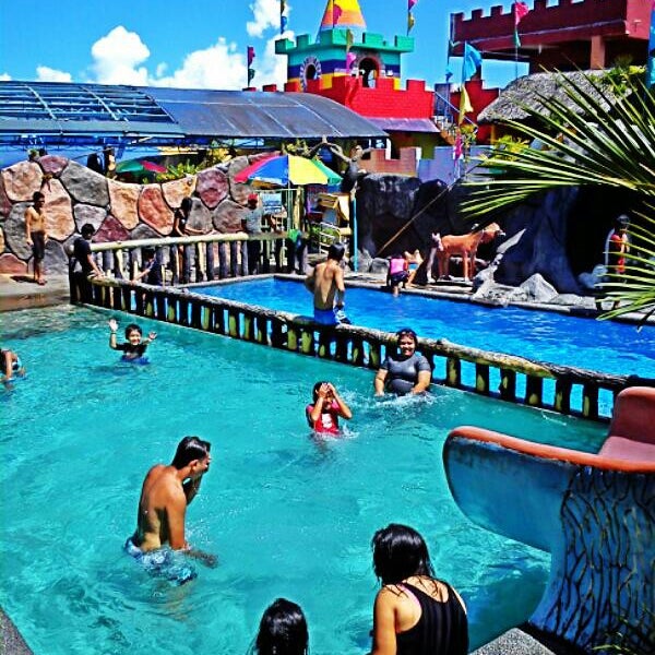Barrios Kids Resorts - 80 visitors