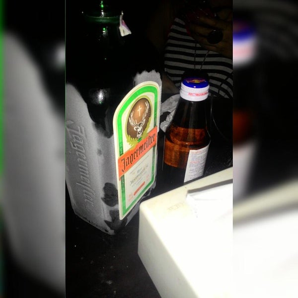 Halfway Bar & Lounge - Lounge in Bandung
