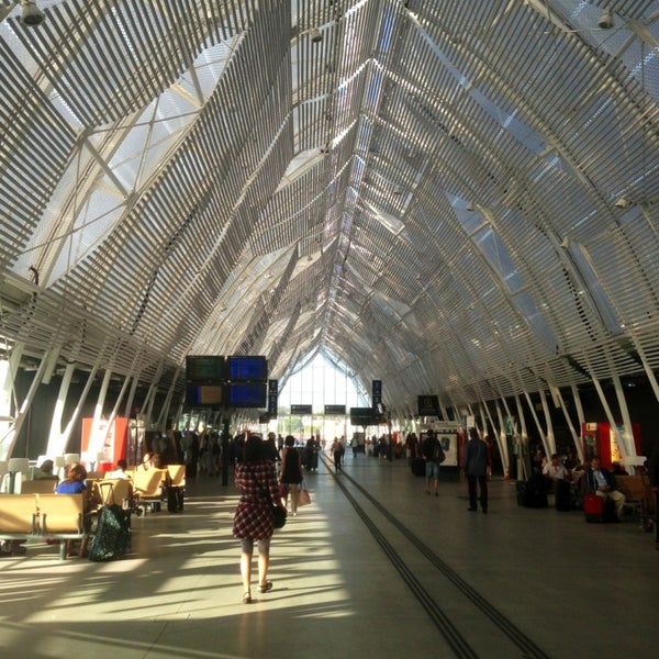 Photos at Gare SNCF de Montpellier Saint-Roch - Place Auguste Gibert
