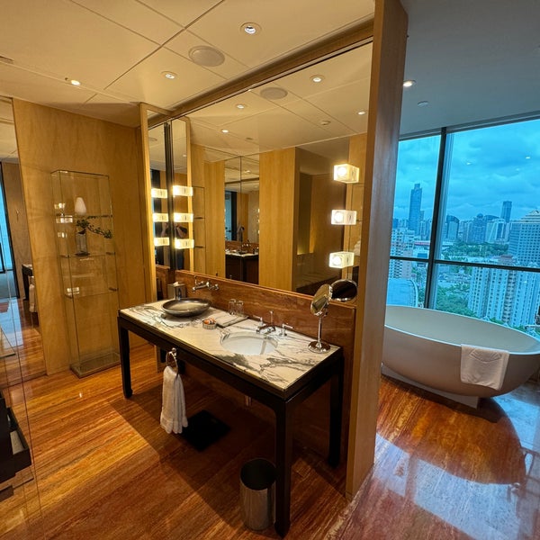 Mandarin Oriental, Guangzhou ( 广州文华东方酒店 ) - Tianhe - 389 Tianhe Road ...